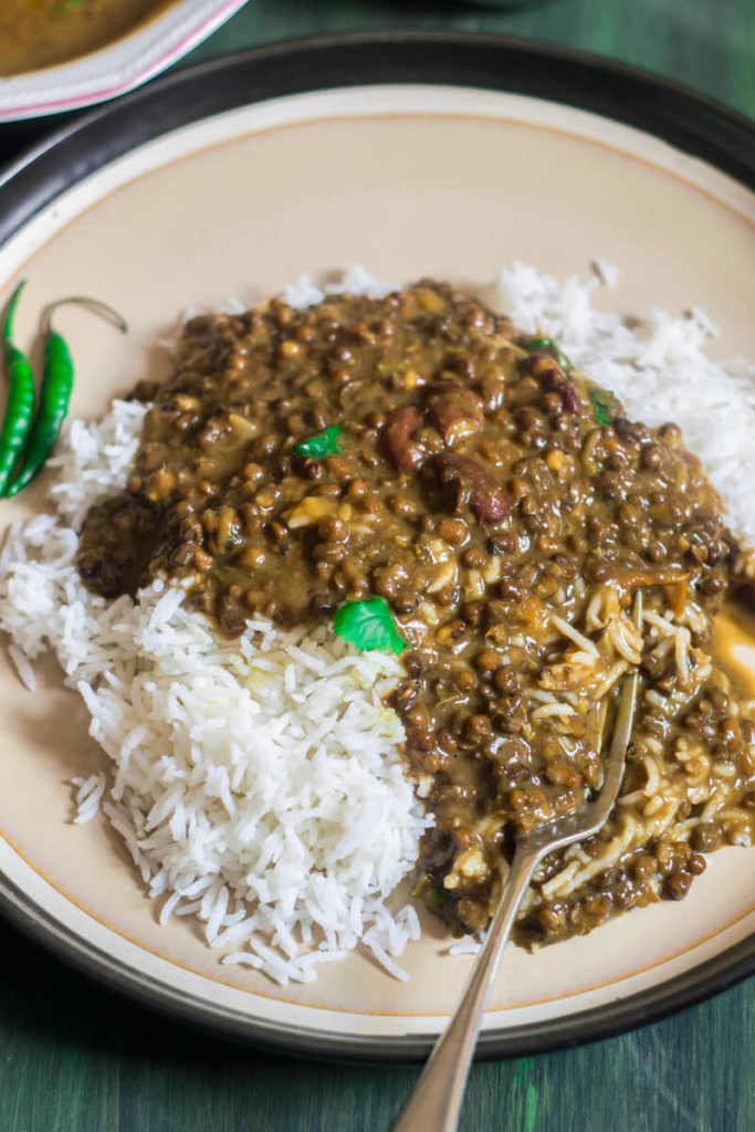 Mah Rajma di Dal - Cooking With Sapana