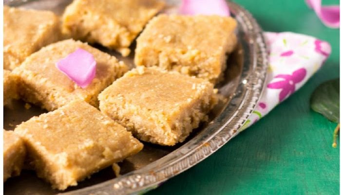 Coconut Malai Ladoo Recipe, How to make Coconut Ladoo with Cream