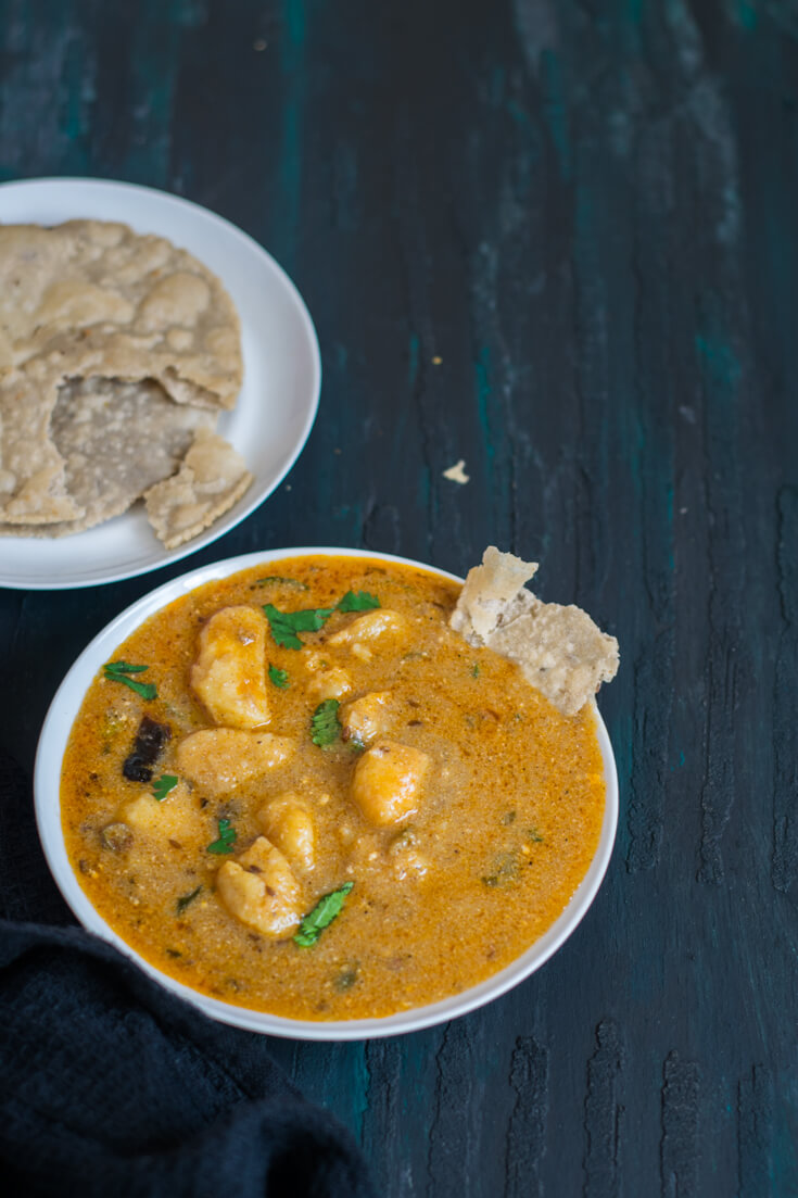 Dahi wale Aloo ki Sabzi, Potato Curry in Yogurt Gravy